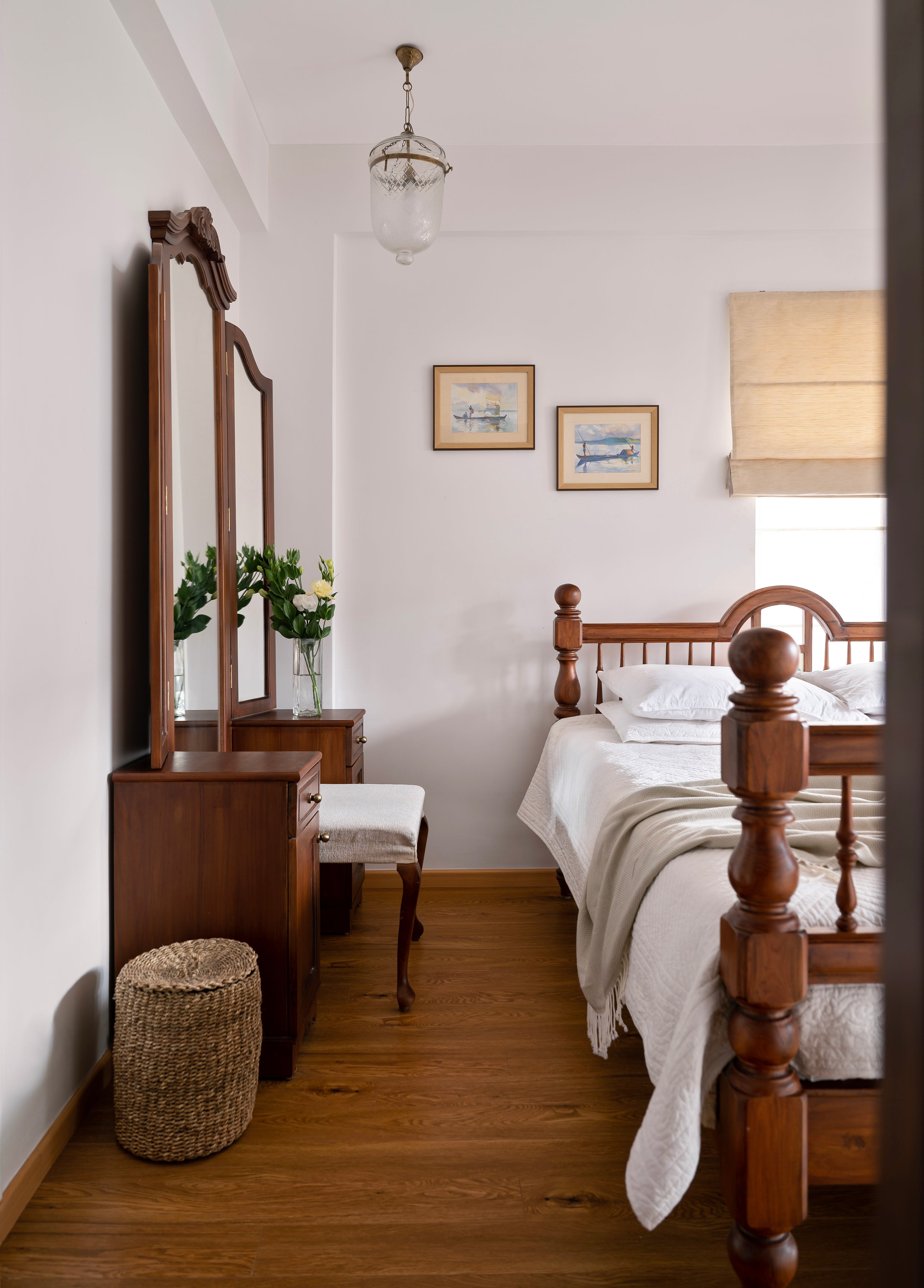 Temple Town Signature Thekka Tile Tranquility Teak Bed